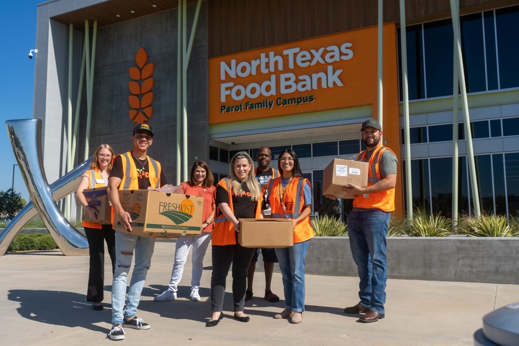 Restaurant donates over 10,000 pounds to food bank - Plano Magazine